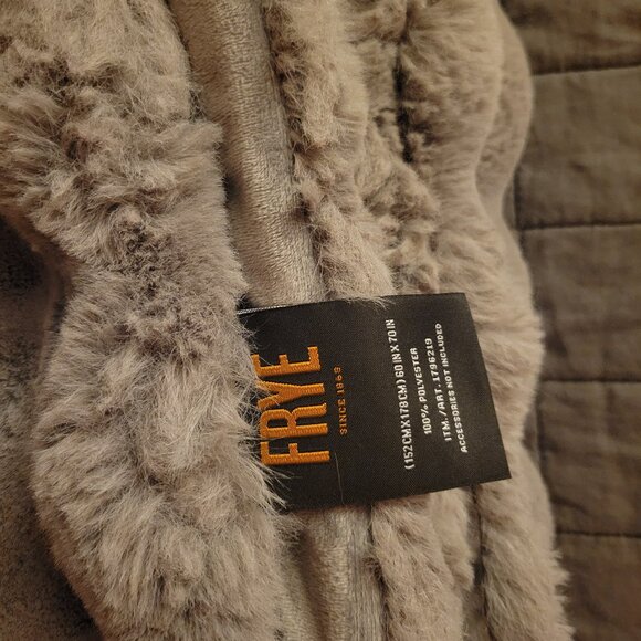 Frye | Bedding | Frye Blanke | Poshmark